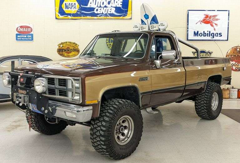 Fall Guy Movie 1981 GMC K2500 Sierra Grande Pick Up Truck - Kraft ...