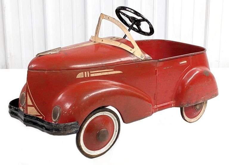Original 1930's Garton Ford Pedal Car - Kraft Auction Service, LLC