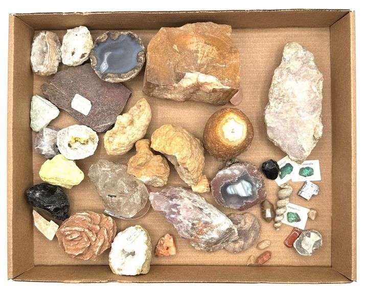 Various Agate Rocks & Stones Incl. Malachite, Chrysocolla, Indiana ...