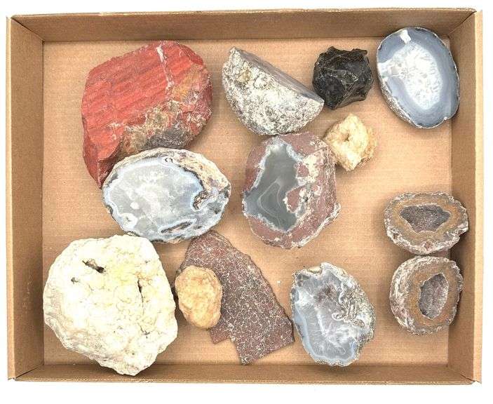 Various Agate Geodes And Various Other Types Minerals - Kraft Auction ...