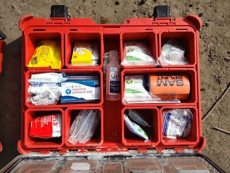 (BD) Milwaukee Pack Out Boxes Incl. Medical Kit. - Kraft Auction ...