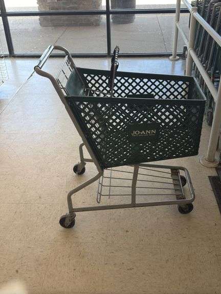 (JF) PICK UP ONLY FRIDAY JOANNS IN MICHIGAN CITY 14 Shopping Carts 29 ...