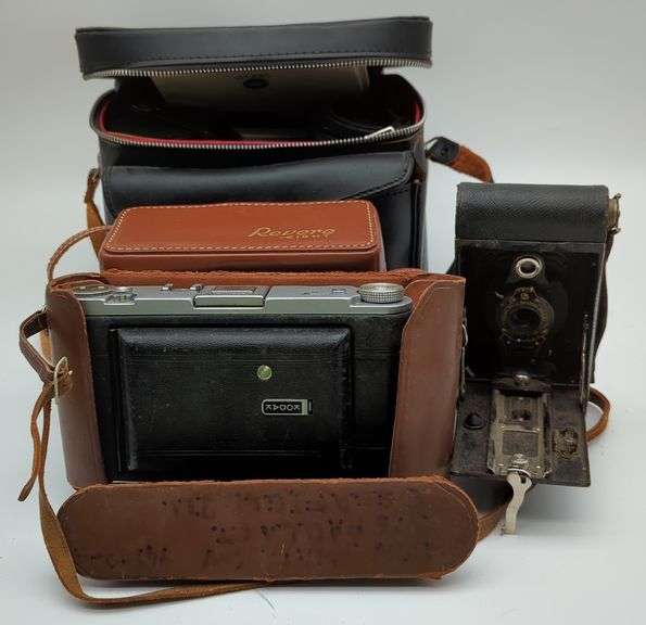 (F) VTG Cameras. Kodak Instamatic 300 , Tele Rikenon & Wide Rikenon ...