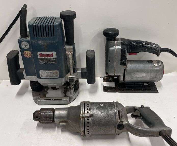 (AB) Freud 1/2” Router, Craftsman Sabre Saw, And Skilsaw Heavy Duty ...