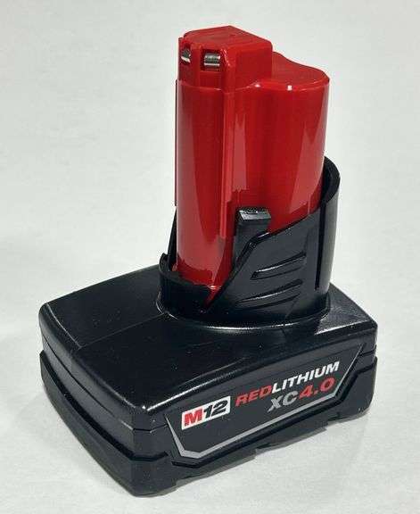 (EZ) Milwaukee M12 12V XC4.0 Red Lithium-Ion Battery - Kraft Auction ...