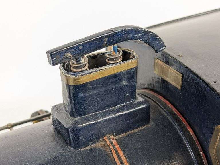 Large Great Eastern Railway #1900 Claud Hamilton Locomotive and Tender ...