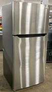 Frigidaire 20 Cu. Ft. Top Freezer Refrigerator - Kraft Auction Service, LLC