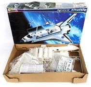 1/72 Scale Revell Space Shuttle Model Kit - Kraft Auction Service, LLC