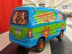 Custom Scooby-Doo Mystery Machine 1972 Mitsubishi Van - Kraft Auction ...