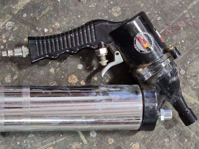 Performance Tools Pnuematic Grease Gun - Kraft Auction Service, LLC