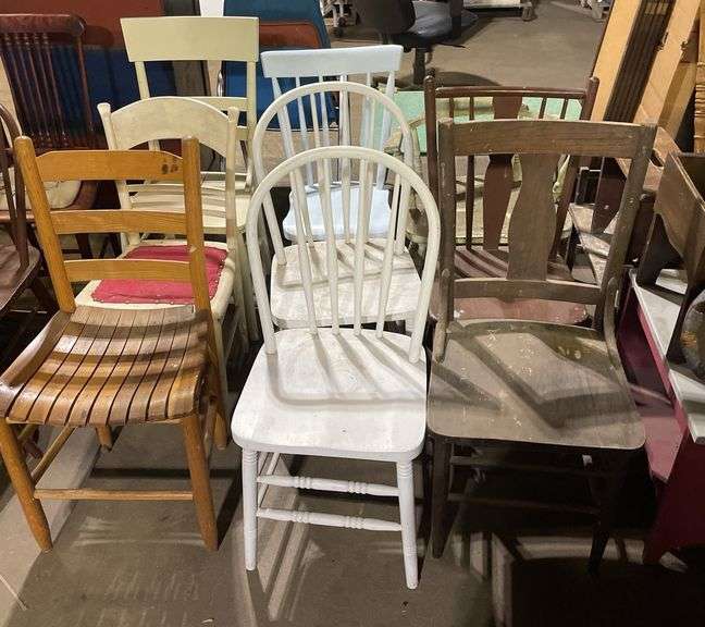 (Q) 9 Vintage Chairs Various Sizes - Kraft Auction Service, LLC