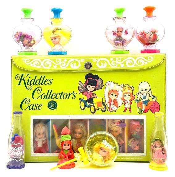 (4) Kiddles Collector's Case With Assorted Kiddles Inside, Various ...