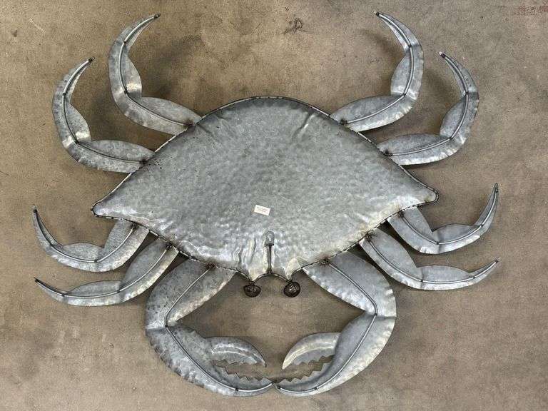 35in Wide Metal Art Crab Sculpture - Kraft Auction Service, LLC
