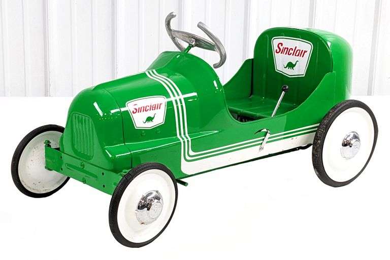 Custom BMC Sinclair Racer Pedal Car - Kraft Auction Service, LLC