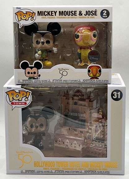 (UV) Funko Pops Hollywood Tower Hotel And Mickey Mouse (31) and Mickey ...