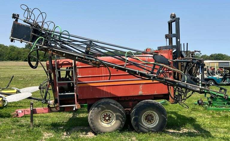 (E) Bean Pumping & Spraying Eq. Pull Behind Sprayer - Kraft Auction ...