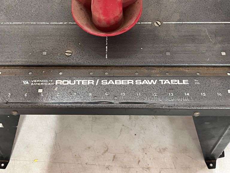 (AM) Router/Saber Saw Table - Kraft Auction Service, LLC