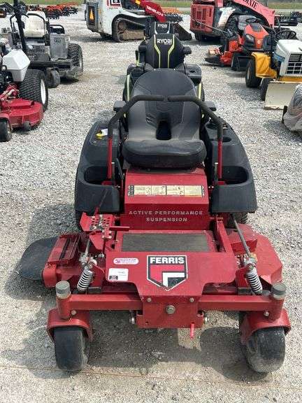 Ferris IS 1500Z Zero Turn Lawn Mower - Kraft Auction Service, LLC