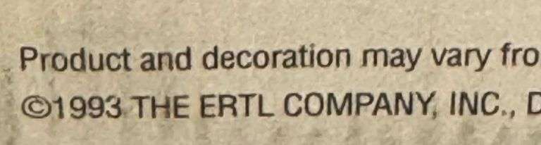 1993 ERTL Farm Country Barn and Machine Shed Set in Box - Kraft Auction ...