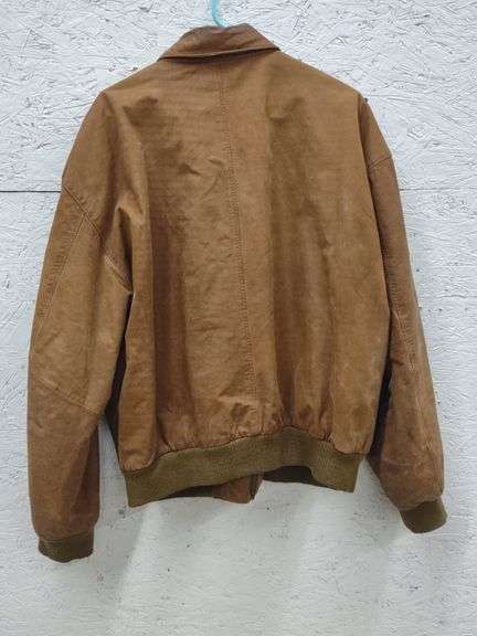 (AJ) Adventure Bound Leather Bomber Jacket - Kraft Auction Service, LLC