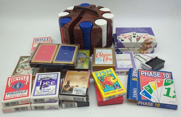 (Q) Poker Chips & Playing Cards. Poker, Pinochle, Phase 10, Go Fish ...