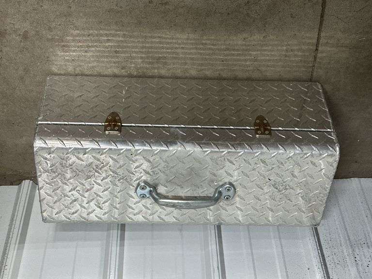 (AF) Husky Diamond Plate Tool Box - Kraft Auction Service, LLC