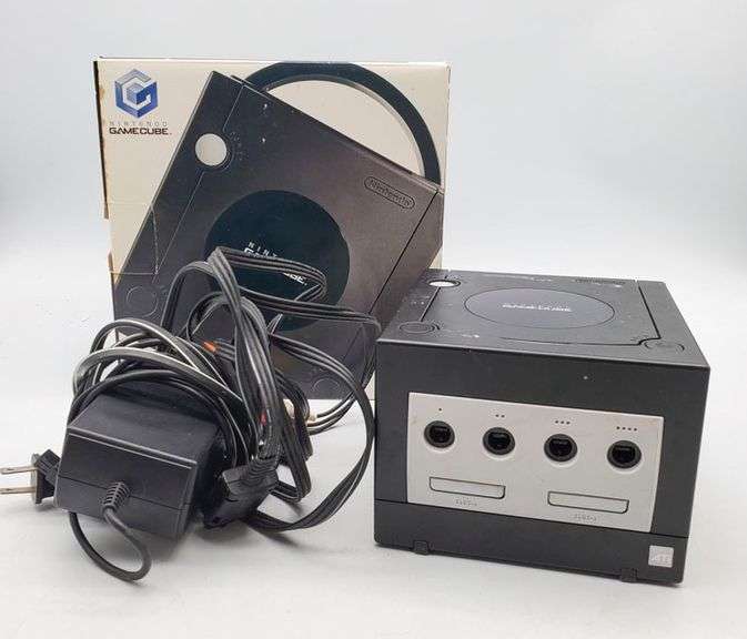 Nintendo GameCube Console with Original Box. - Kraft Auction Service, LLC