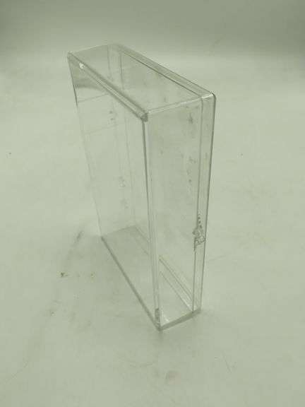 (J) Plastic 3x5 card holders 1 box - Kraft Auction Service, LLC