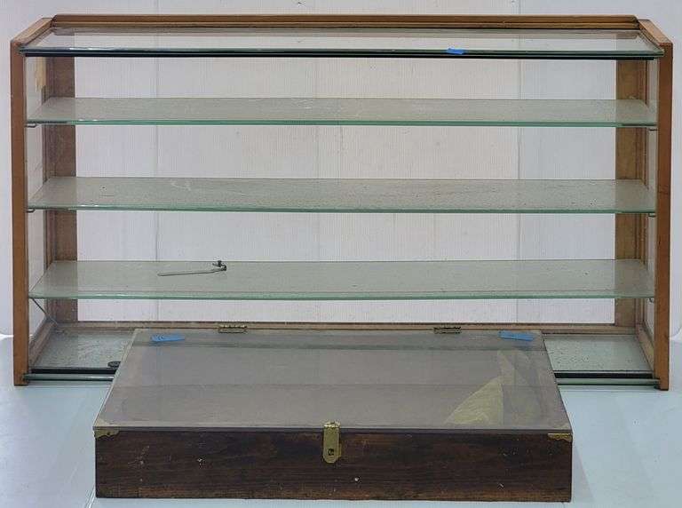 (G) Wood/Plastic Multi-Tiered Countertop Display Cases - Kraft Auction ...