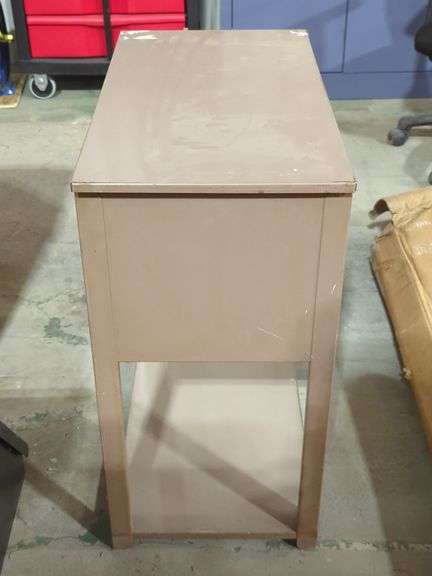 Oxford Metal Cabinet Stand - Kraft Auction Service, LLC