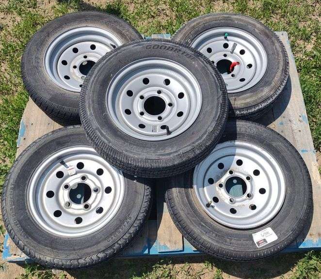 (CS) Rainier, Goodride, & Sterling Sport Tires w/ Rim - Kraft Auction ...
