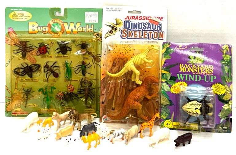 (18) Various Tiny Farm Animal Figurines, Backyard Monsters Wind-Up ...