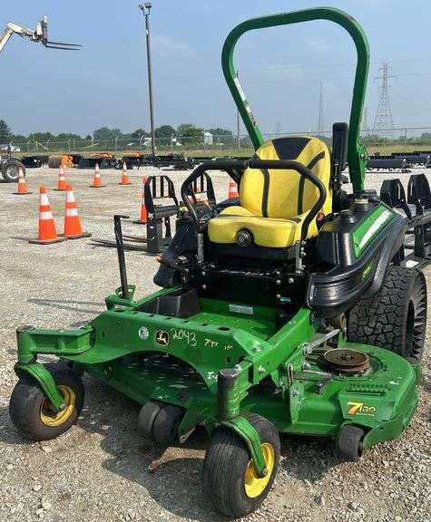 John Deere Z960M Zero Turn Lawn Mower - Kraft Auction Service, LLC