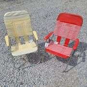 (S) Folding Jelly Beach Chairs - Kraft Auction Service, LLC