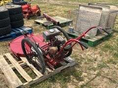 (AA) Vtg. Roof Mfg. VP75 Walk Behind Lawn Mower - Kraft Auction Service ...