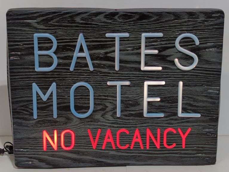 (E) (1) Bates Motel Sign - Kraft Auction Service, LLC