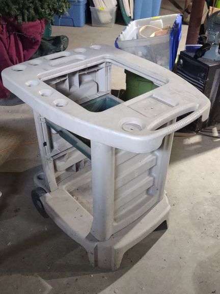 Suncast Resin Rolling Lawn & Utility Cart - Kraft Auction Service, LLC