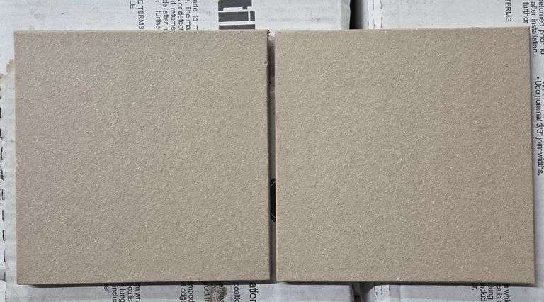 (WE) Metropolitan Ceramics Beige Smooth Quarry Tile - Kraft Auction ...