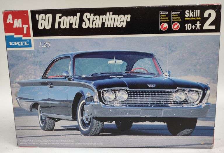 AMT 1:25 1960 Ford Starliner Model Kit Unbuilt In Box / Not Checked For ...