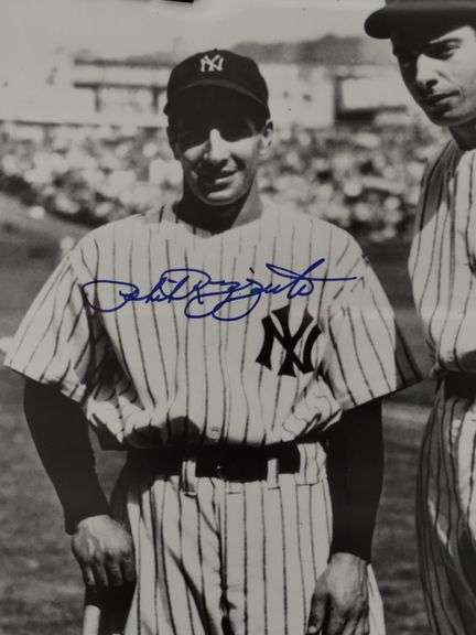 (D) Phil rizzuto, Joe DiMaggio 16x20 picture rizzuto signed with ...