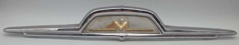 (A) Vintage Mercury Emblem (26.5' in. Long). - Kraft Auction Service, LLC