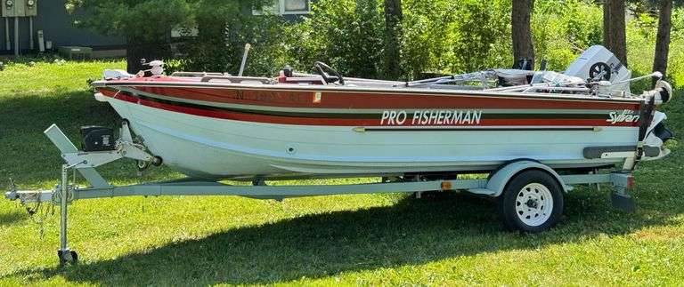 1987 Sylvan Marine Pro Fisherman Boat with 1987 Shorelander Trailer - Kraft Auction Service, LLC