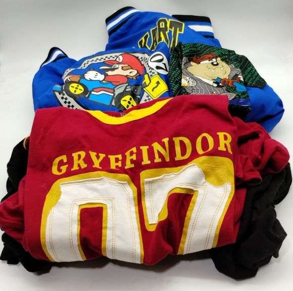 (AB)(5) Harry Potter shirts, Mario kart jacket and more - Kraft Auction ...