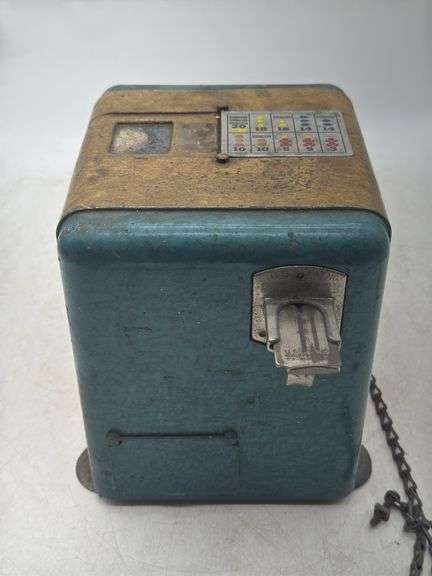1933 Mills Nickel Vest Pocket Slot Machine - Kraft Auction Service, LLC