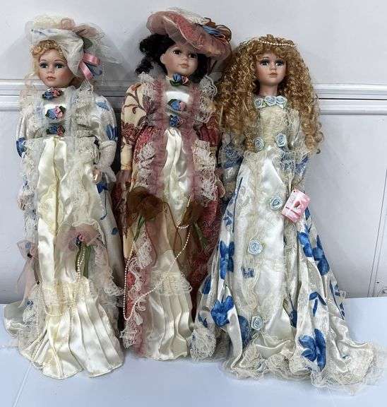(W) Porcelain Dolls Rose Collection - Kraft Auction Service, LLC