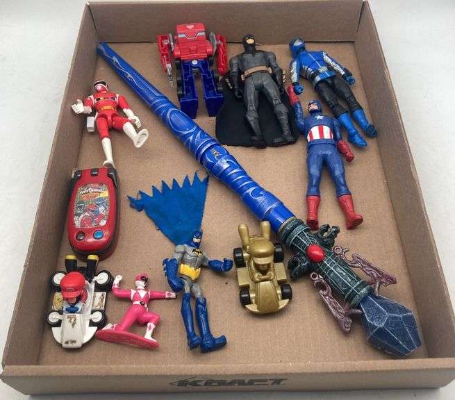 (DD) Vintage action figures,wand and more - Kraft Auction Service, LLC