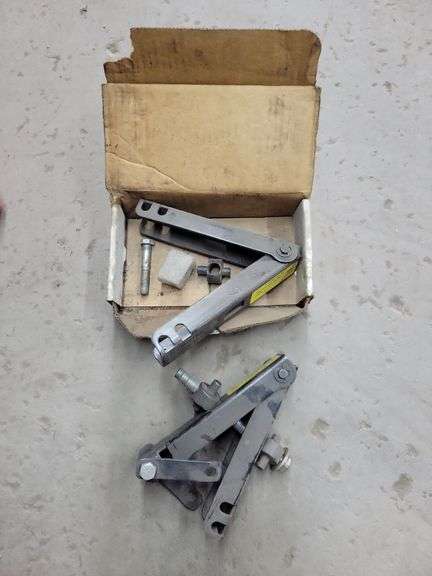 GM Engine Moving Tool, Broken Spark Plug Remover, Double Flaring Tool ...