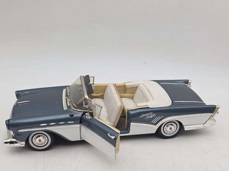 (A) (3) 1/18 Scale Model Cars - Kraft Auction Service, LLC