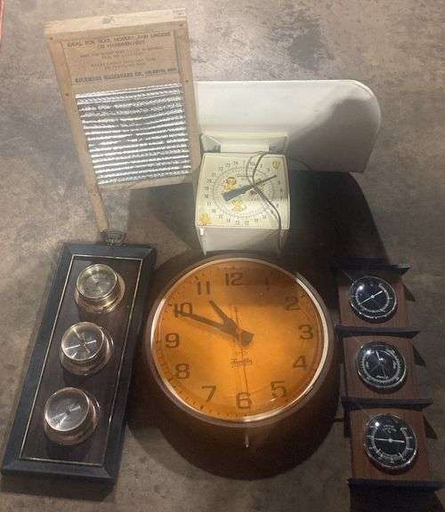 (LM) Sunbeam scale,washboard and flanklin clock plus more - Kraft ...