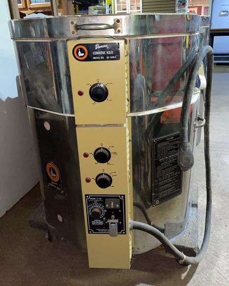 (F) Duncan Ceramic Kiln Model DK-1029-2 Heavy Bring Help and Truck ...
